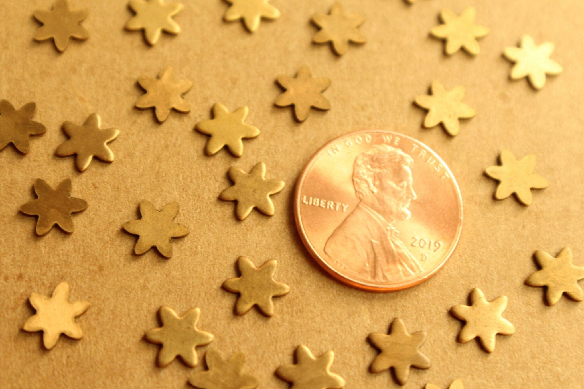 20 pc. Tiny Raw Brass Flower Shapes: 7.5mm diameter – made in USA | RB ...